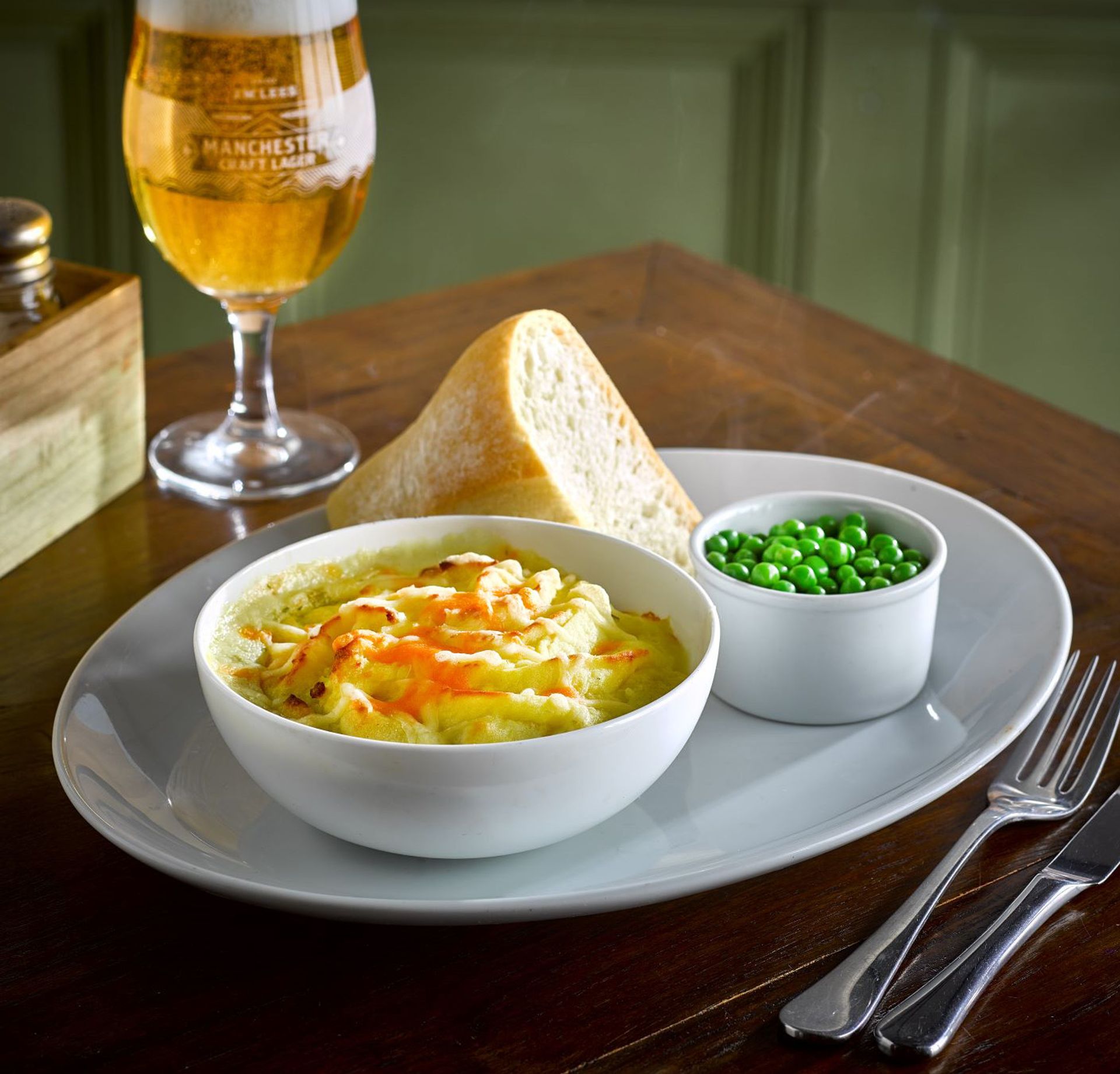 The Kingfisher | Classic British pub food in Northwich, Cheshire