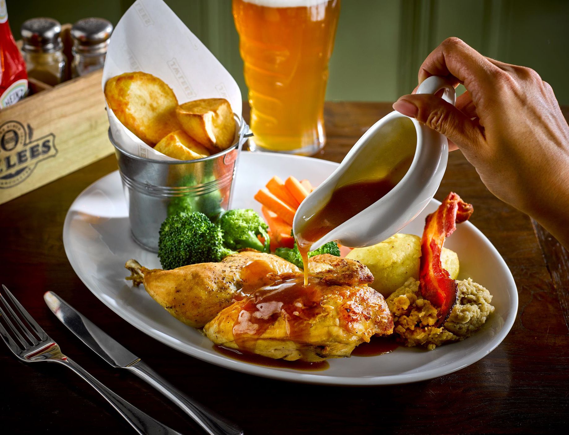 The Kingfisher | Classic British pub food in Northwich, Cheshire